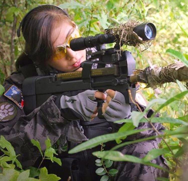 The Warrior Blog: Who is P90 Girl?