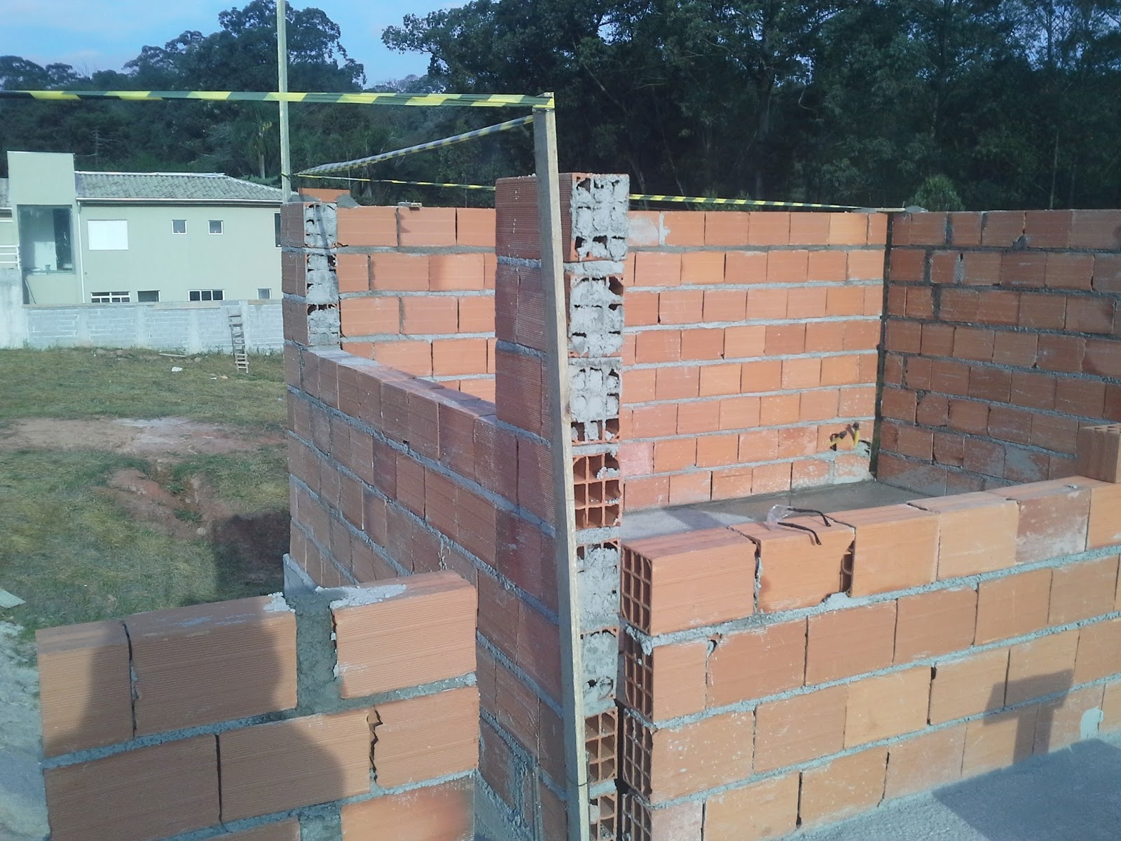 Casa Tony & Ta: Inicio Construção Piso Superior