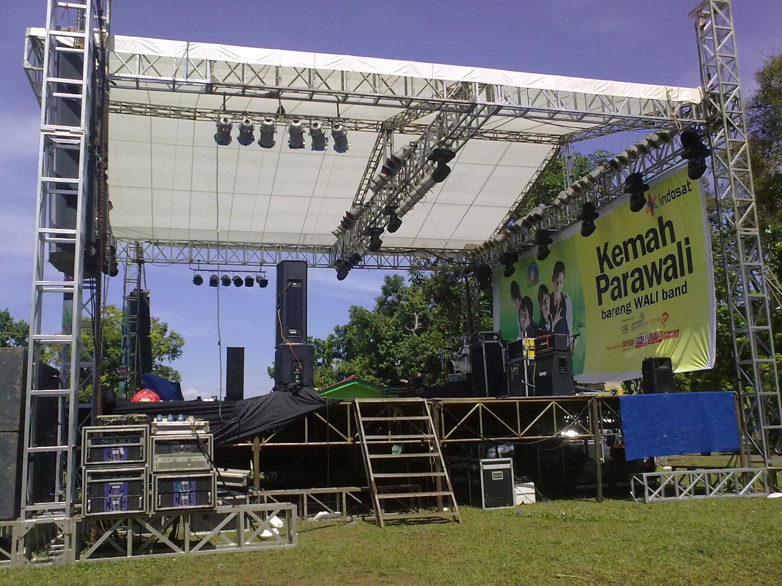 087882472266 sewa Alat pesta, kursi, meja, panggung, soundsystem Murah ...