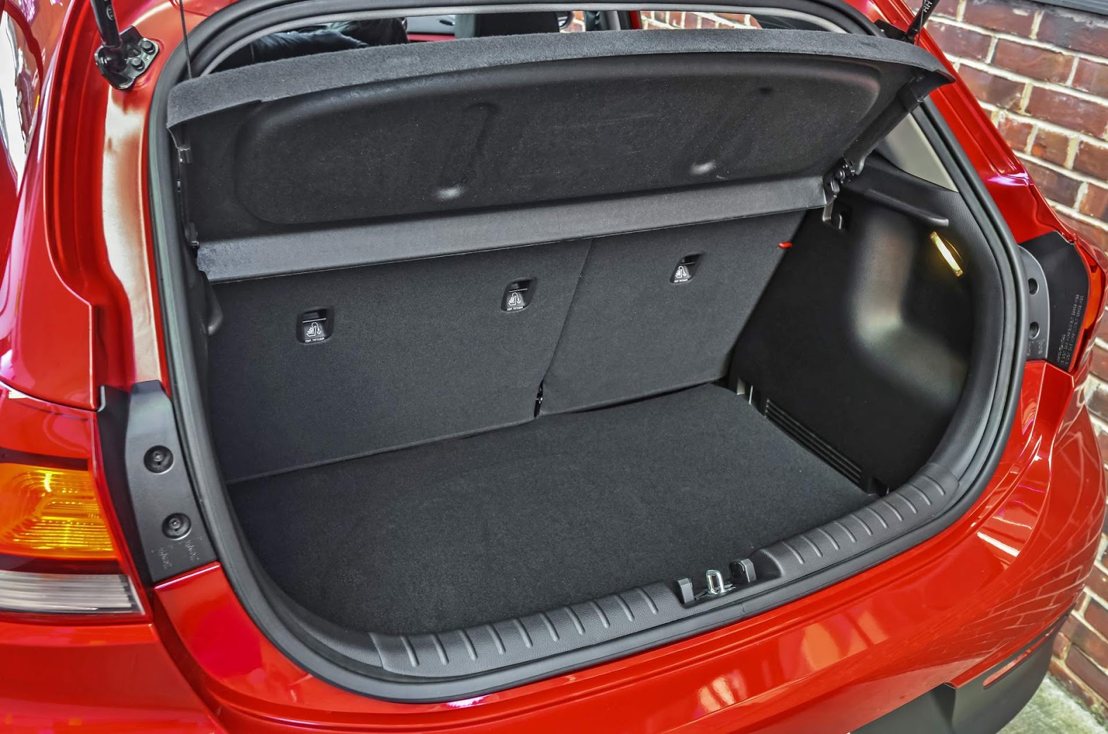 Kia Rio 2020 automático: preços, versões e itens - Brasil