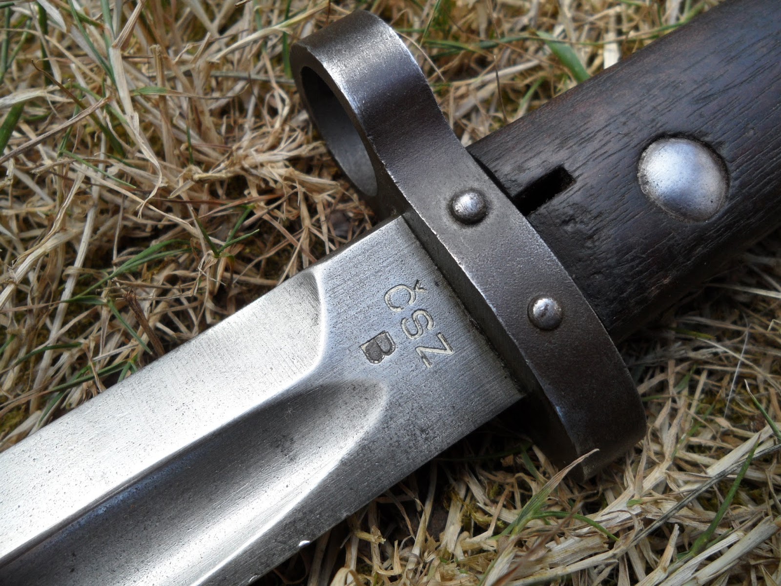 Four Bees: Czech VZ 24 Mauser Bayonet and Scabbard, Czechoslovakian VZ24