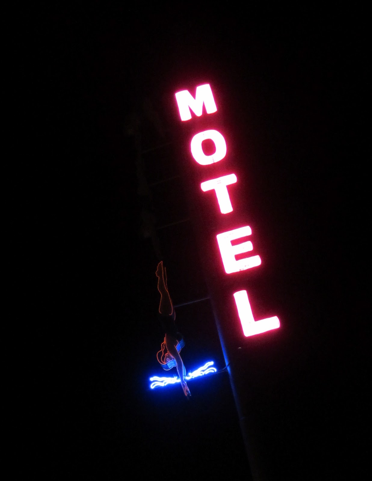 wacky tacky: Signs of the Times: Starlite Motel
