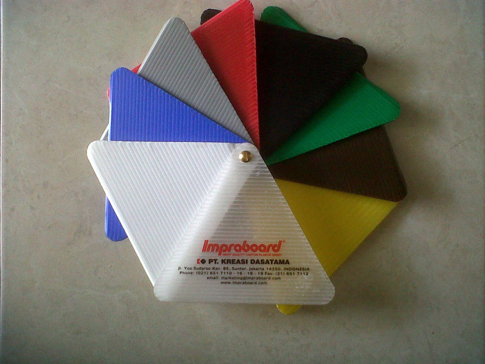 Plastics and Tools: IMPRABOARD Corrugated Plastics Sheet