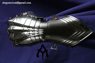 Armouring Art: Late 15-th C .Gothic Gauntlets