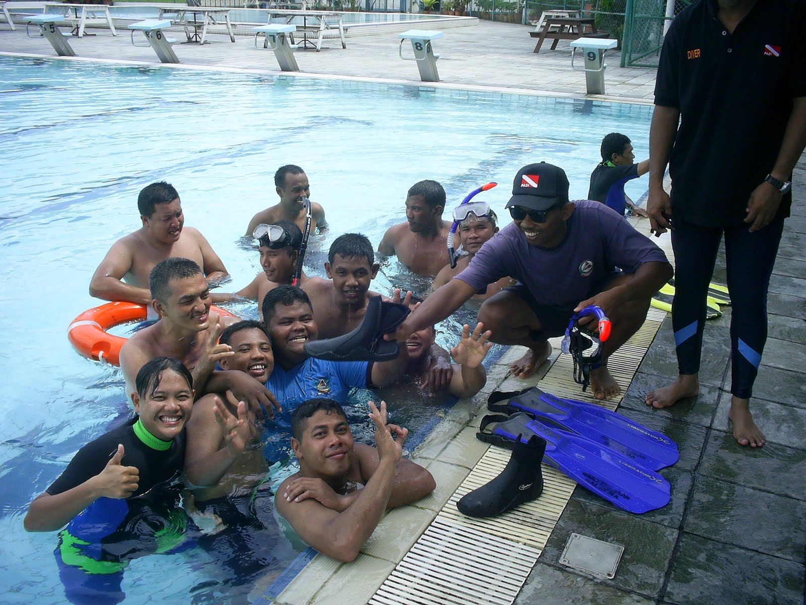 Civil Defence of Malaysia ( CDEF ): Latihan Menyelamat di Air JPAM ...
