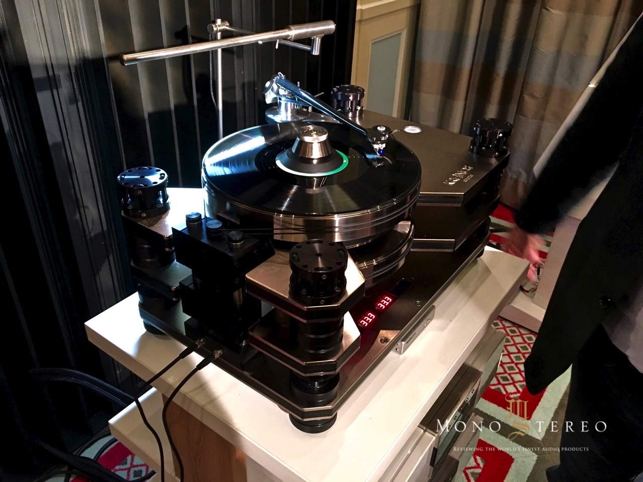 Kronos Pro turntable experience – Ultimate High-Fidelity
