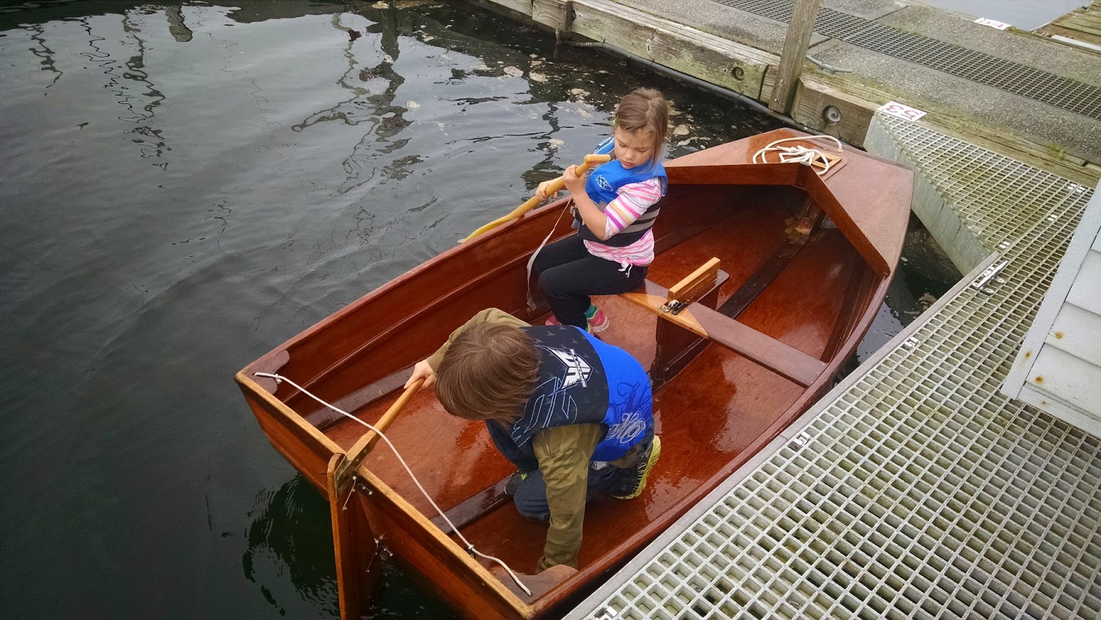 Peninsula Sailing Club: El Toro Paddle Boat