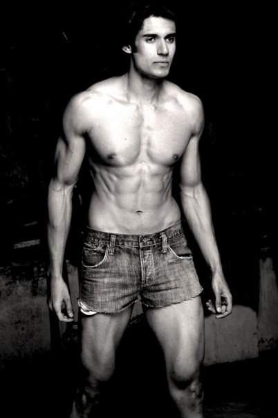 Shirtless Bollywood Men: Amit Mehra