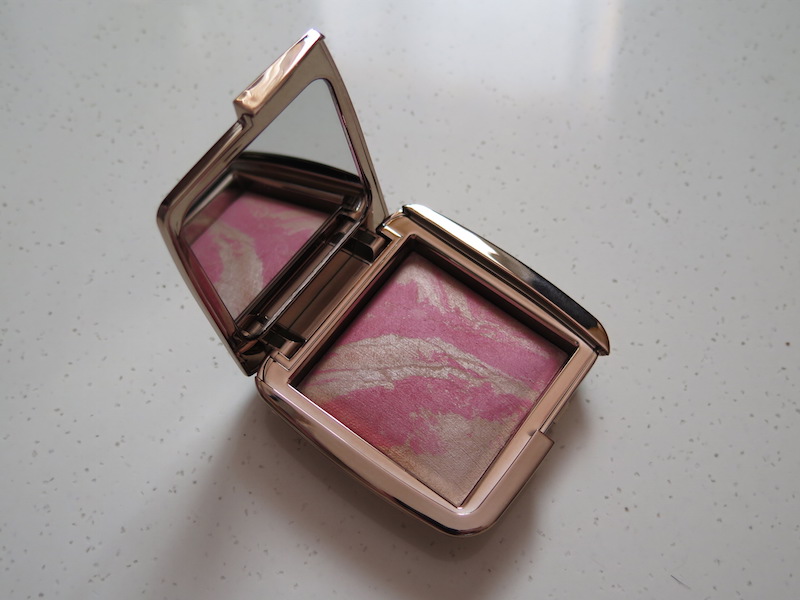 The Blackmentos Beauty Box: Review: Hourglass Ambient Lighting Blush in ...