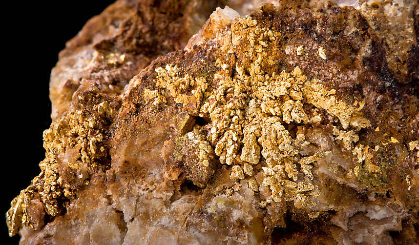 Guld | Rå Guld Nuggets i Stenen