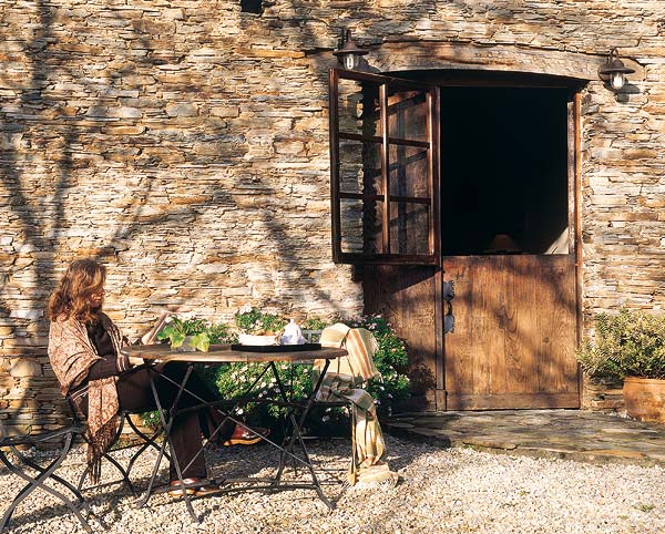 ESTILO RUSTICO: PATIOS RUSTICOS ENCANTADORES