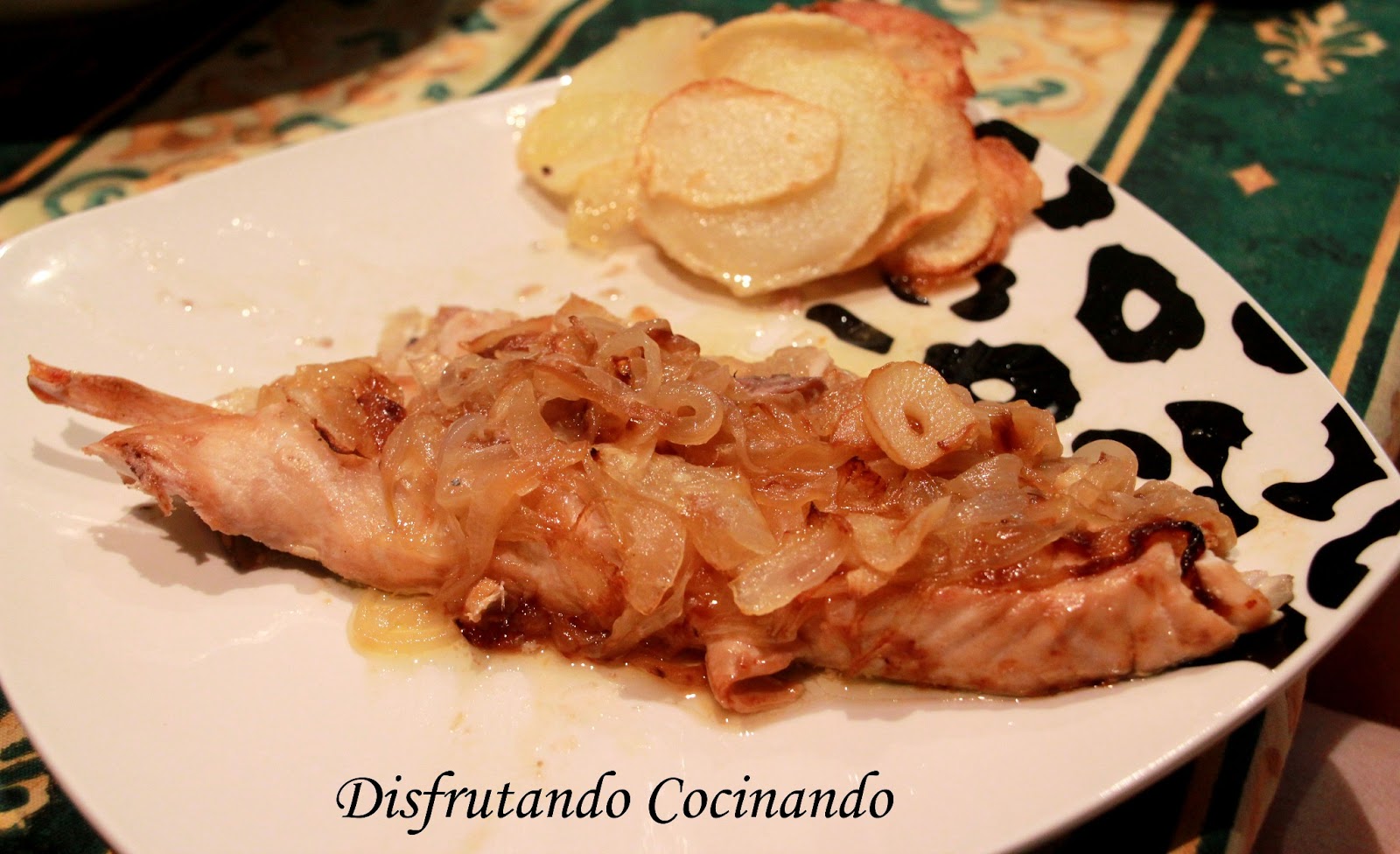 Ijada de Bonito encebollada