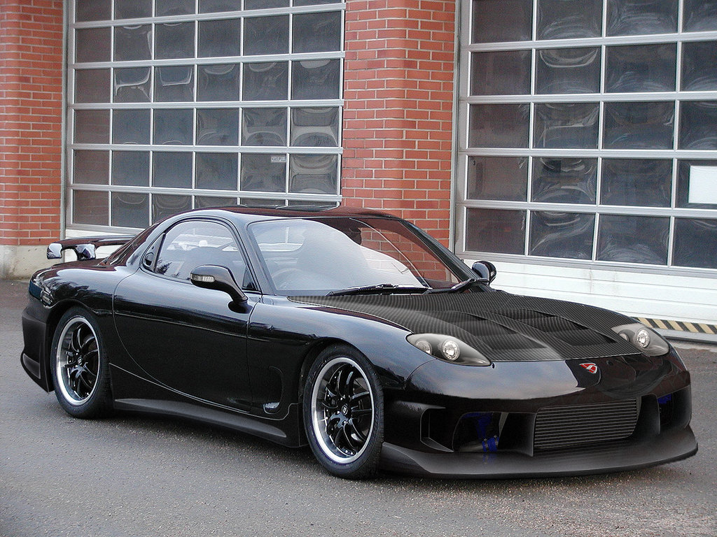 FusionCars: Mazda RX7 Tuning