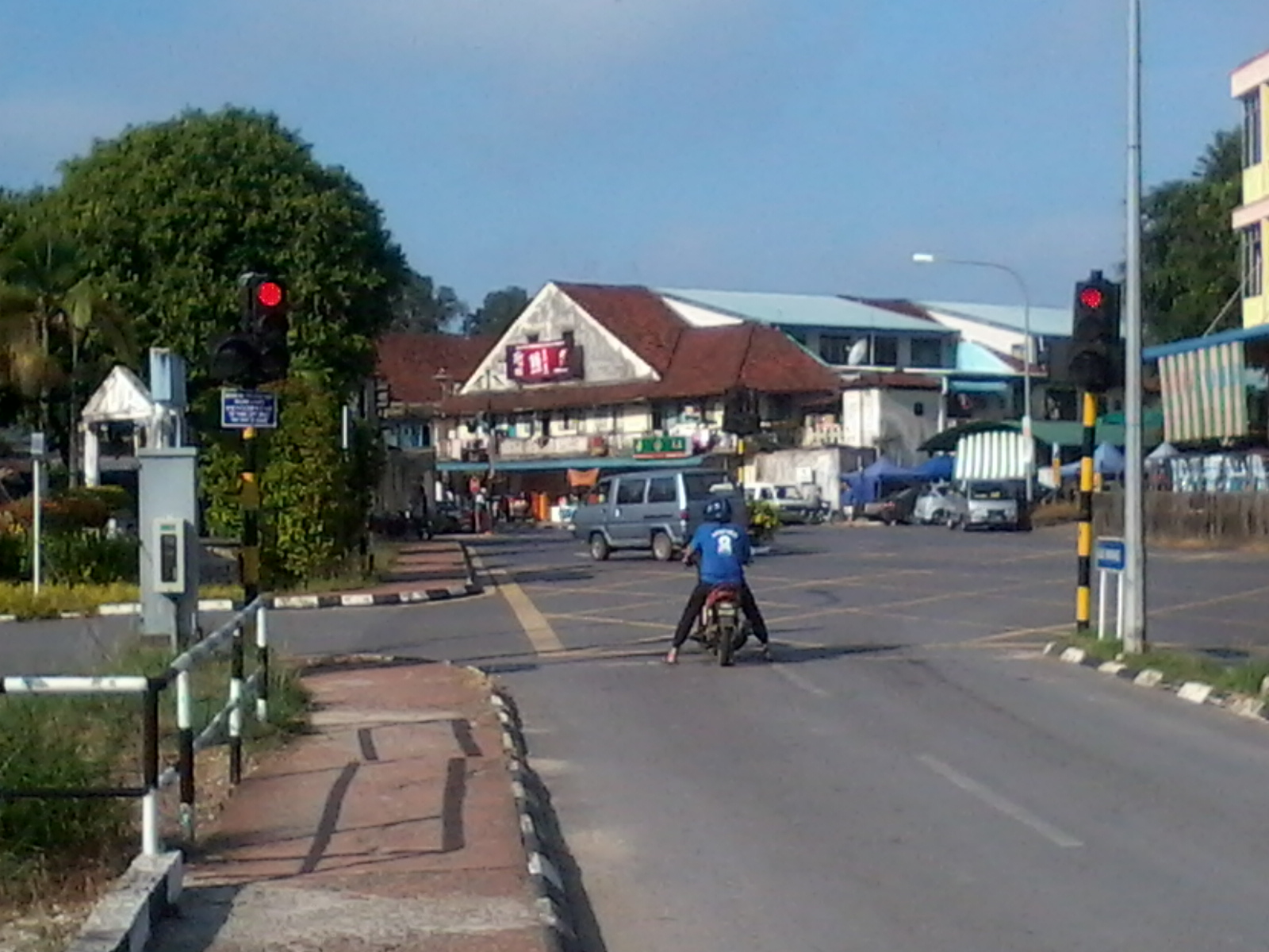 .: Catatan Perjalanan : Melihat Wajah Kanowit