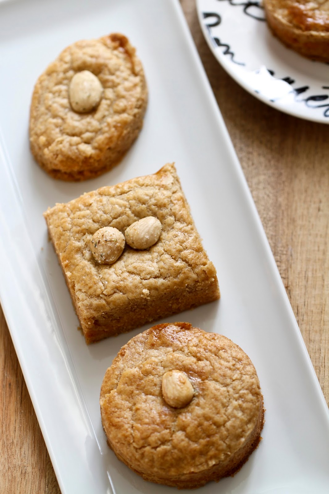 Rondo's - Dutch Whole-Wheat Cookies - Ever Open Sauce