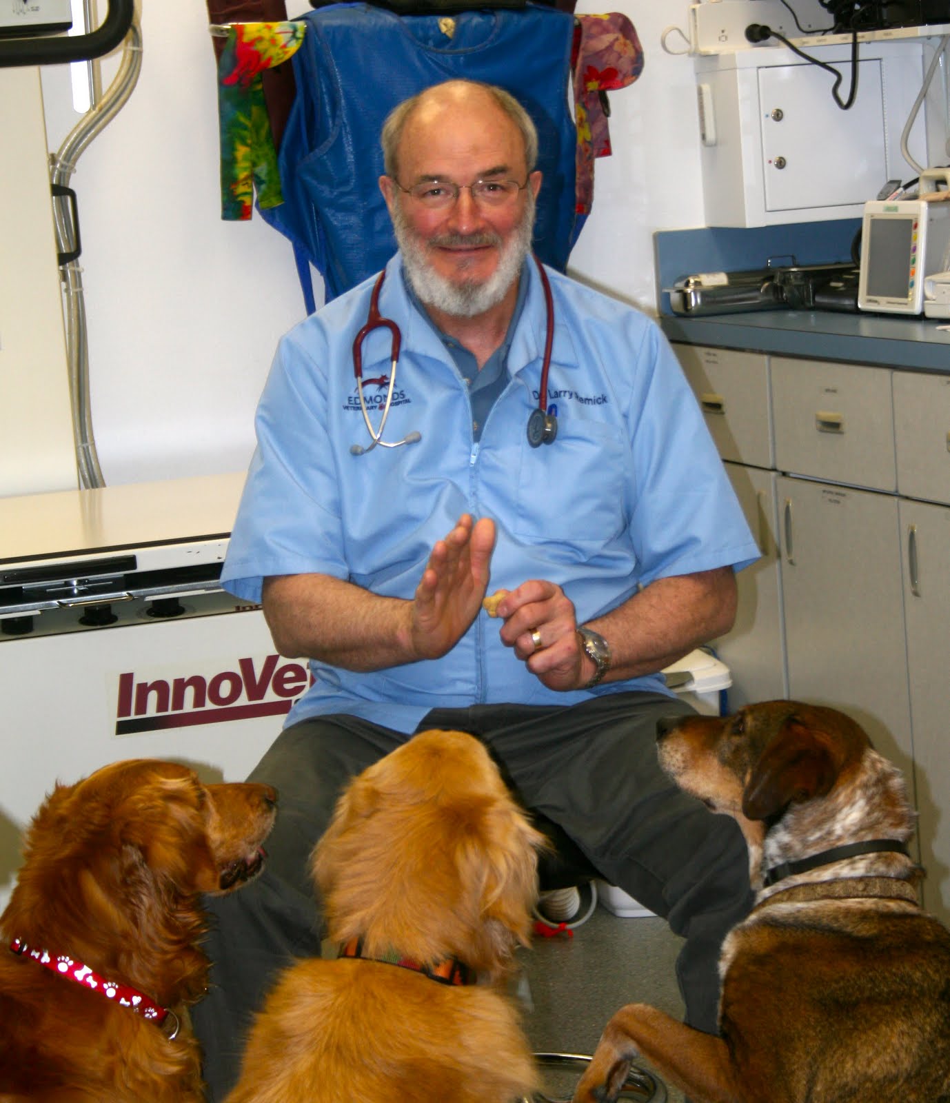 Edmonds Veterinary Hospital: Dr. Larry Remick-Employee of the Month