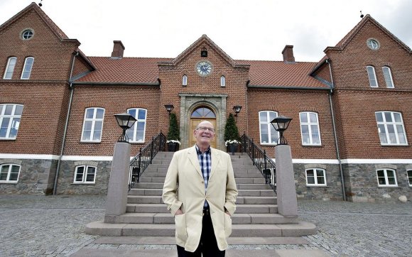 Danish Royal Media Watch: New Money Eclipses Old: Denmark's New Land Owners