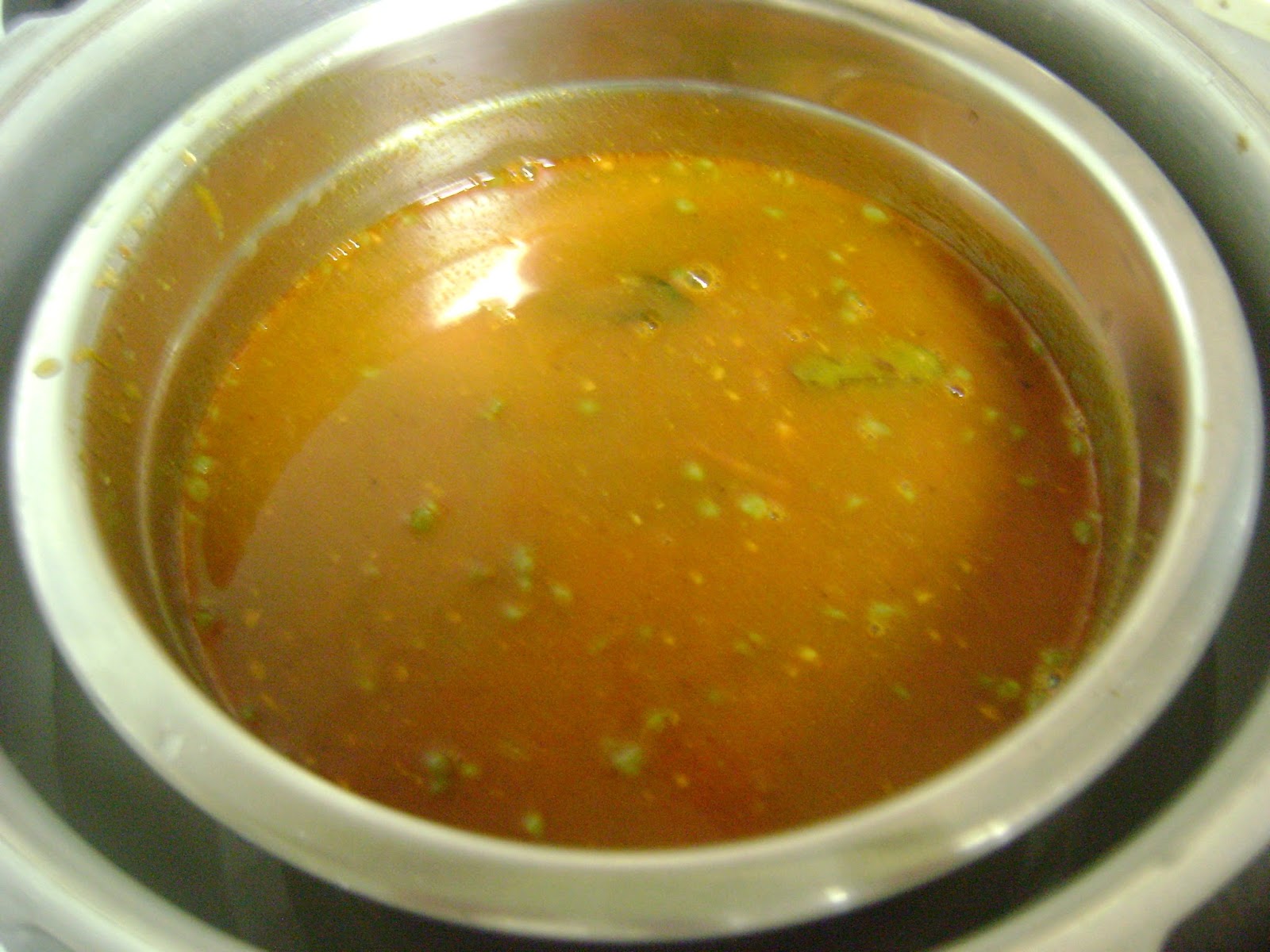 Bethica's Kitchen Flavours: Misal Pav - (Sprouts Curry served with Bun ...