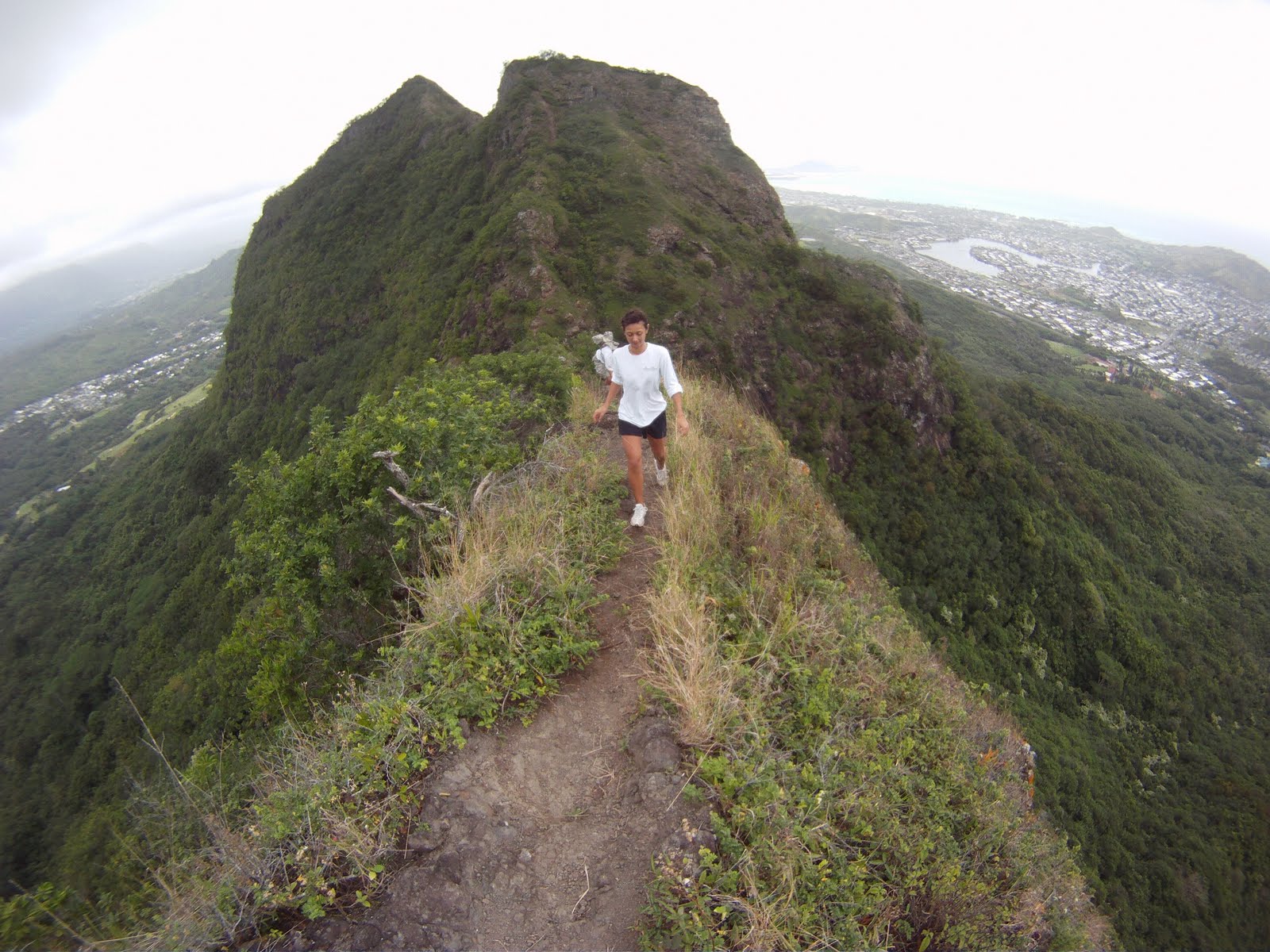 The Hobbit and the Shire: Olomana 3 peaks