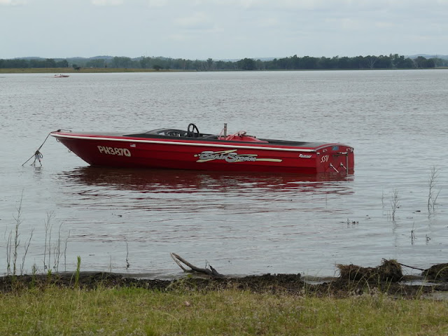 AUSSIE SKIBOATS: random; RAMSAY CHEETAH