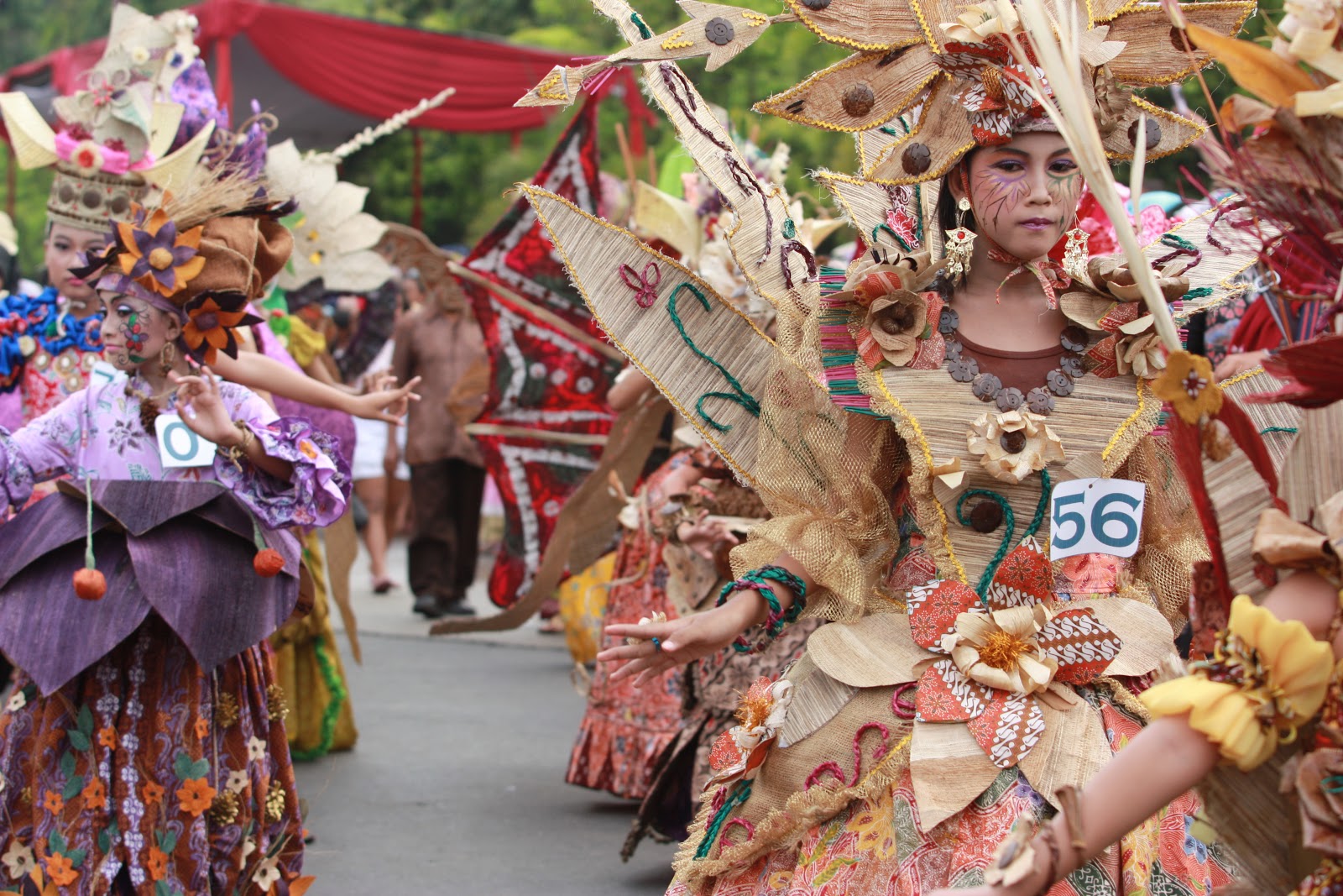 PARIWISATA DAN KEBUDAYAAN KOTA PEKALONGAN: FESTIVAL KOSTUM KARNAFAL ...