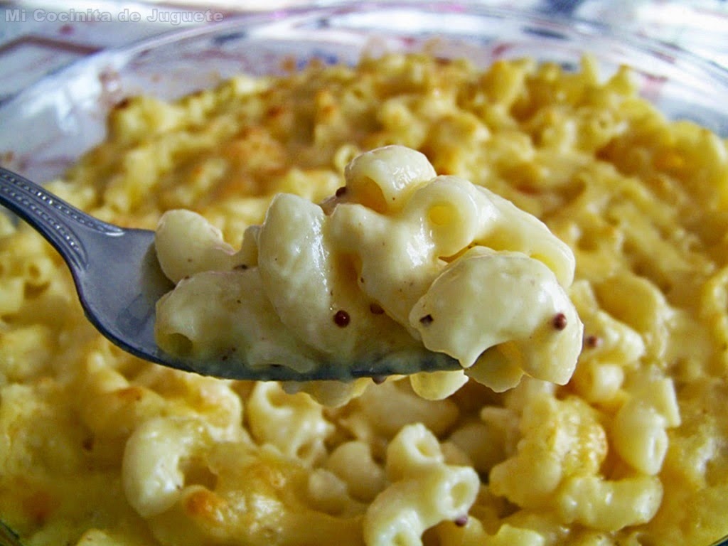 Mi Cocinita de Juguete: Mac 'n' Cheese (Macarrones con Queso)