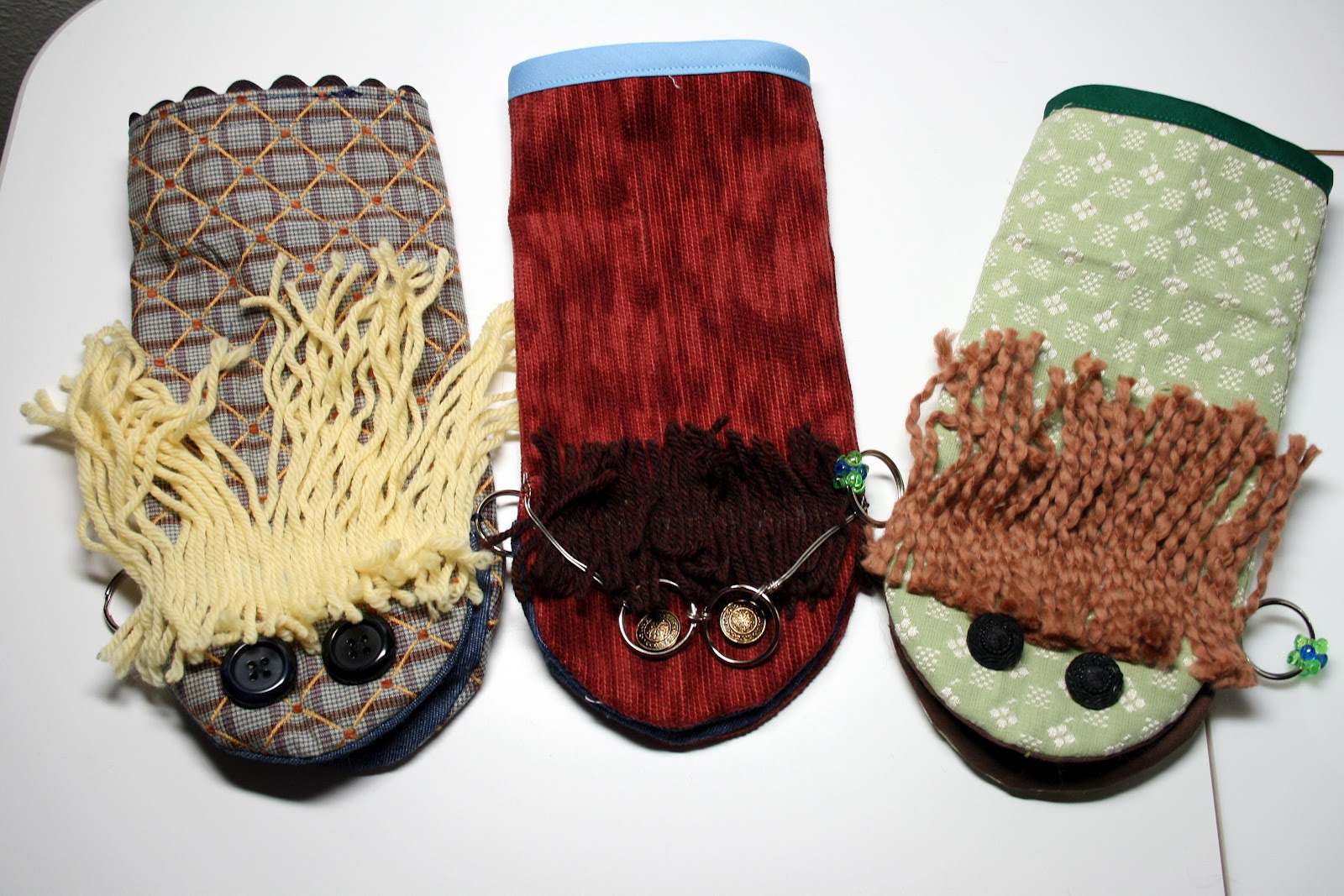 one clever mom: People Hand Puppets