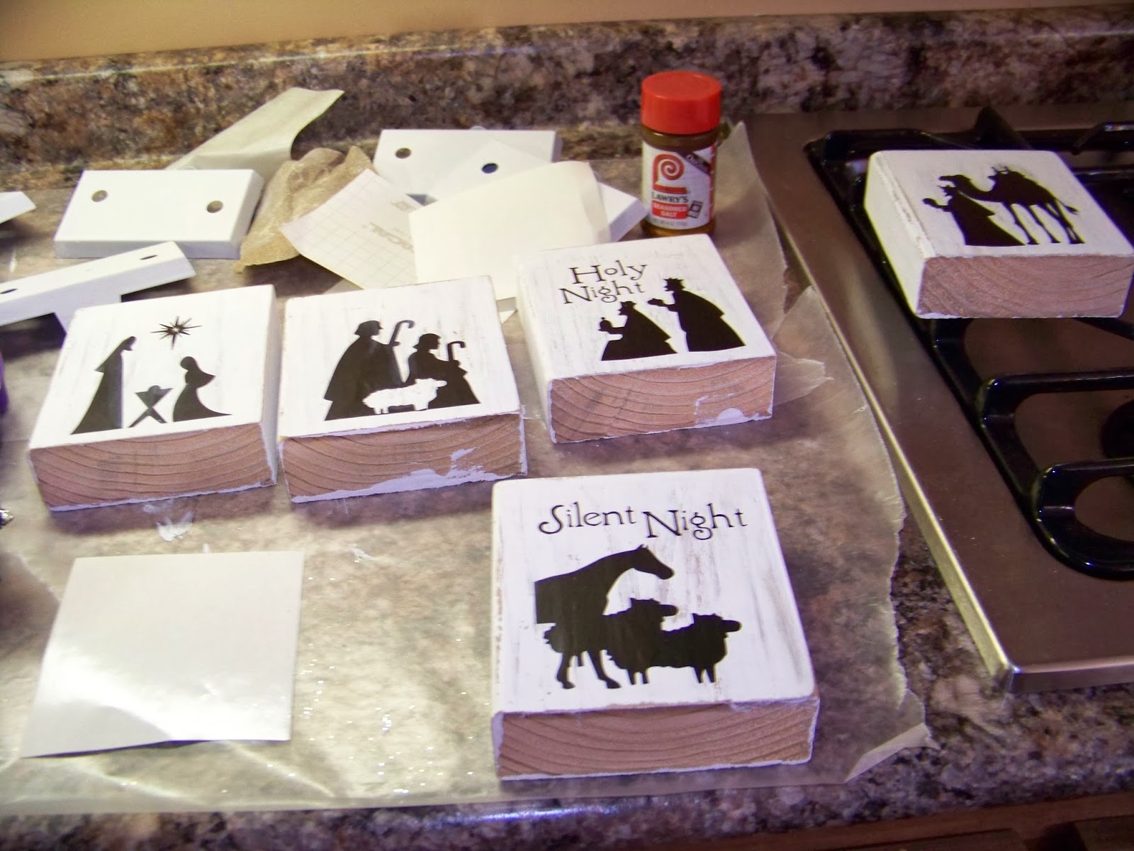 The Ferrell Boys and Me . . .: Christmas Craft: Nativity Stocking Holders