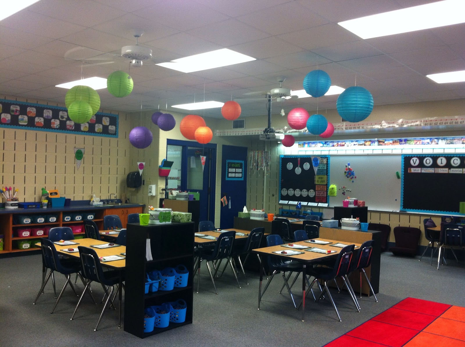 Little Miss Whimsical: Classroom COMPLETE!