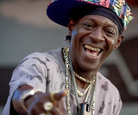 25 Photos Of Rappers Wearing Grillz ~ Its All About Hip Hop Music & Culture