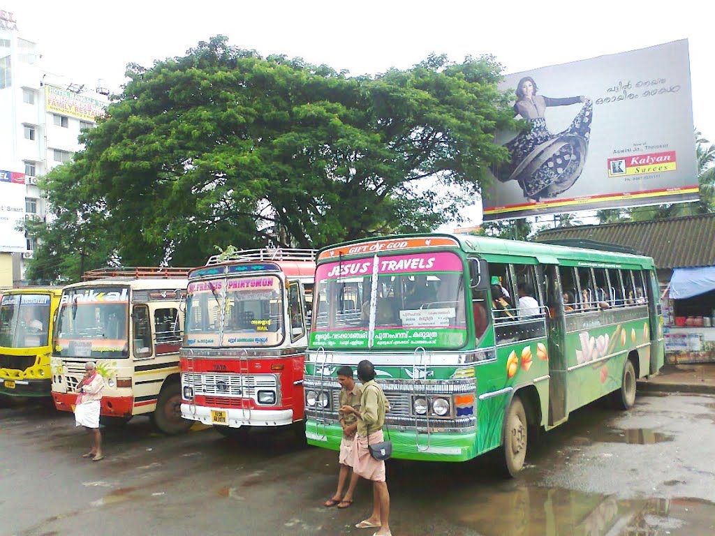 Gay cruising place experience: Thrissur pooram