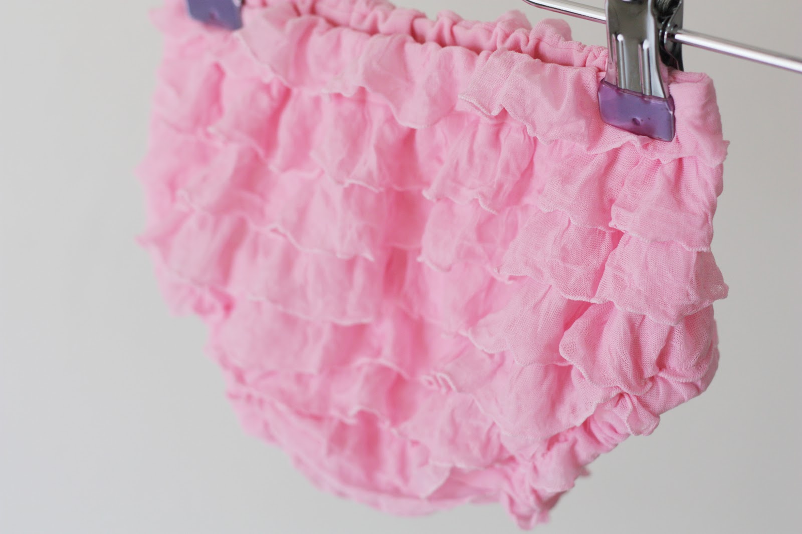 Newborn Ruffle Fabric Diaper Cover Tutorial and Free Pattern - Sew Much Ado