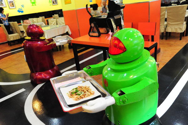 "ROBOT RESTAURANT, EL MAS POPULAR DE CHINA..." | Visual shock