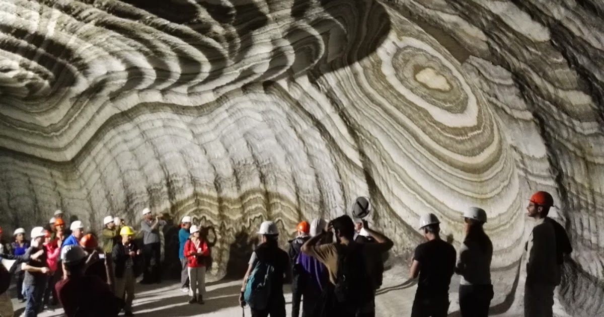 Retos Terrícolas: The Messinian Salinity Crisis (1/3) - 1-km salt layer ...