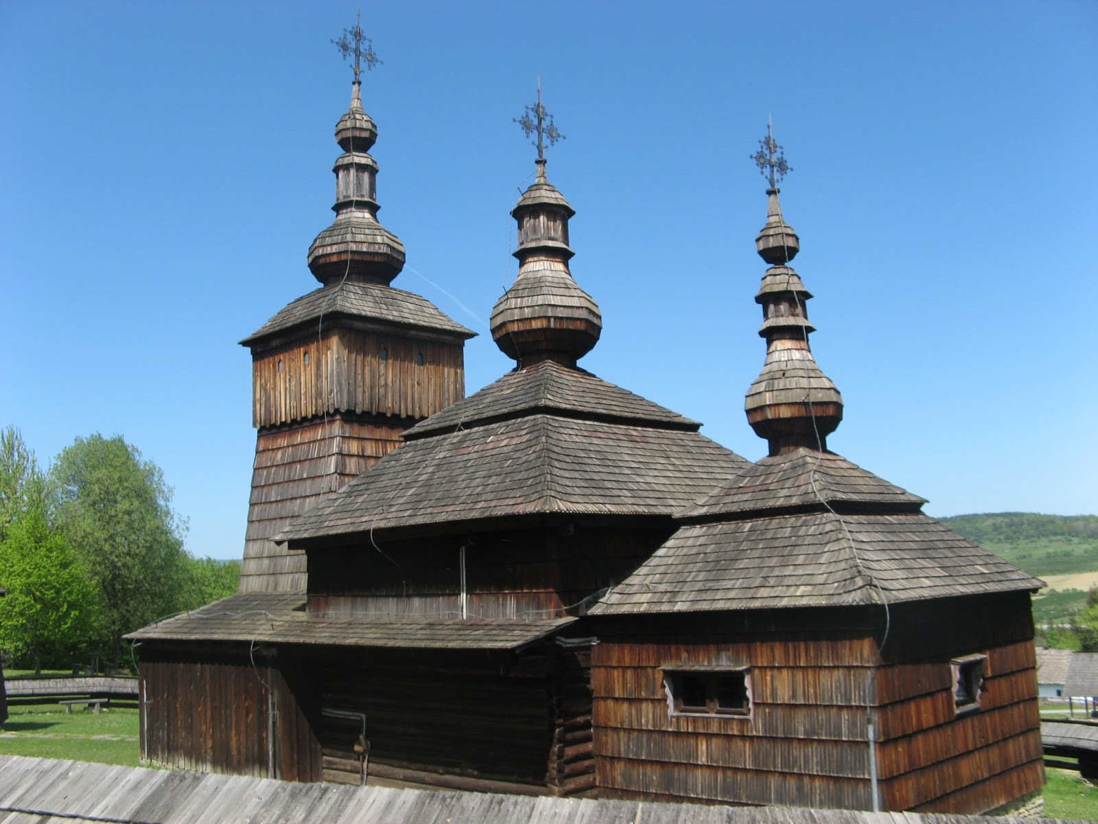 Wooden Churches and Folk Architecture of Central & Eastern Europe: Nová ...