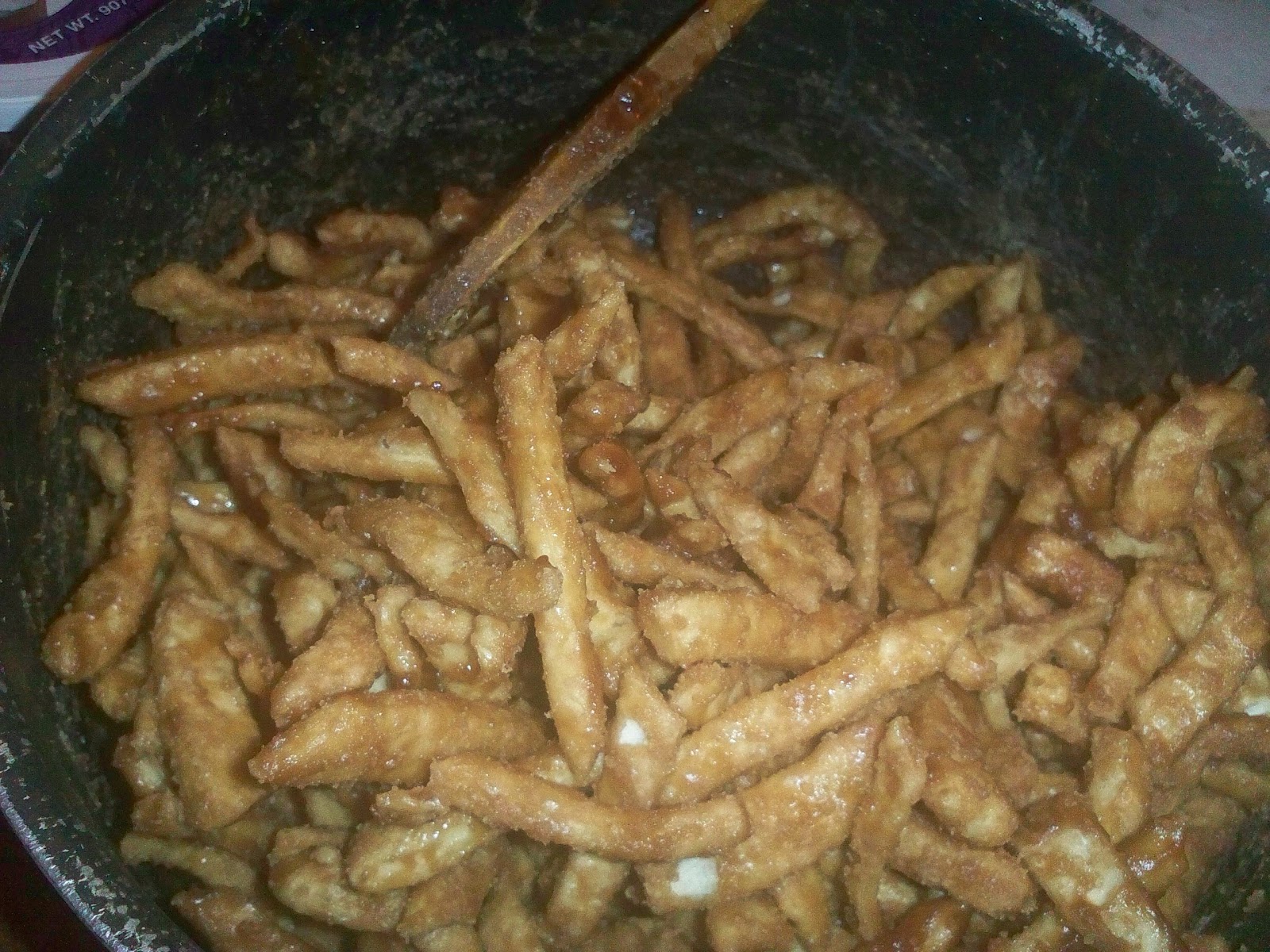 Nanda Sahadeo's: Laktho or Crunchy Mithai Recipe.