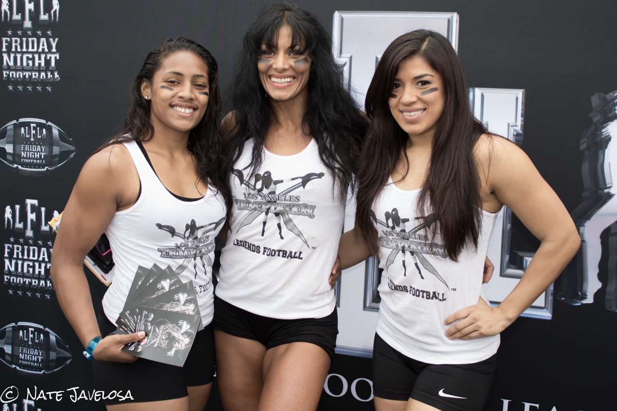 Nate Javelosa: Formula Drift Long Beach 2013: These Girls Got Team Spirit
