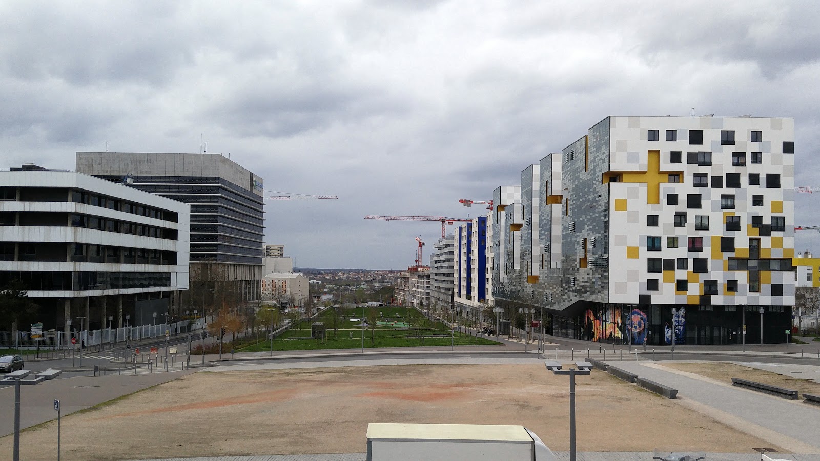 La ville de Nanterre, vue autrement: Coeur de quartier Phase 2