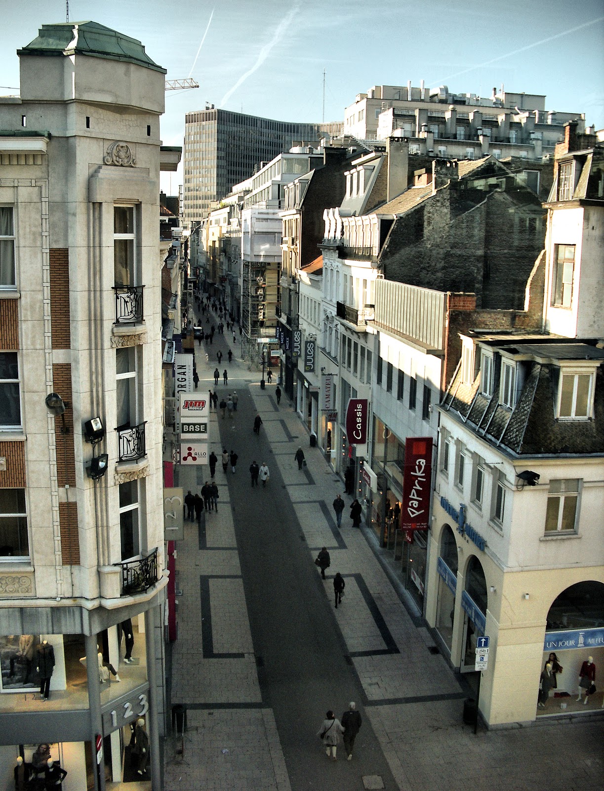 The estetic of senses!: Bruxelles: la rue Neuve autrement.