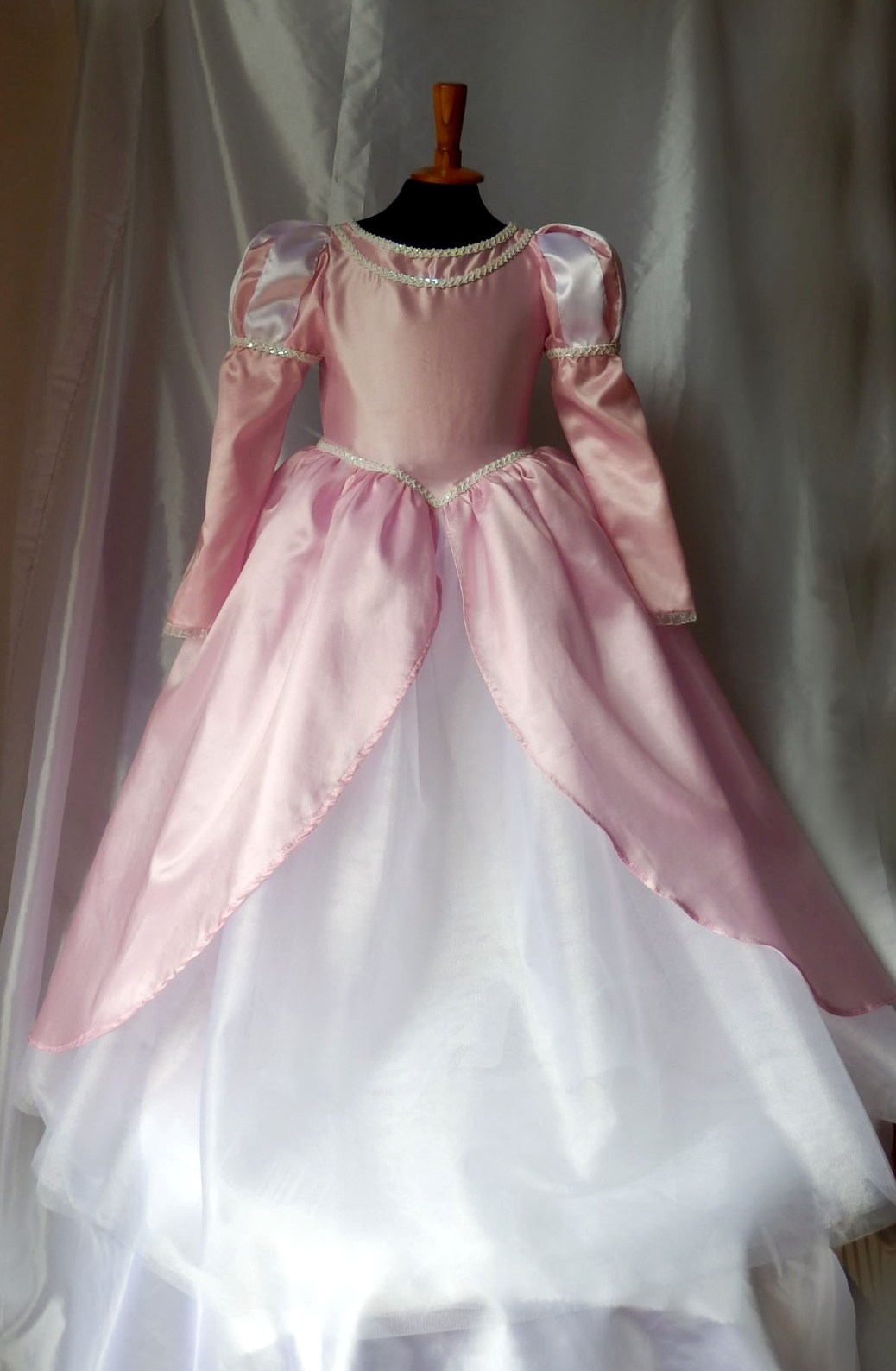 Princezina Haljina: Diznijeve princeze, nove haljine