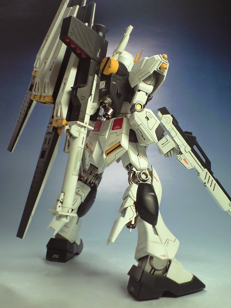 HGUC 1/144 RX-93 nu Gundam - Custom Build
