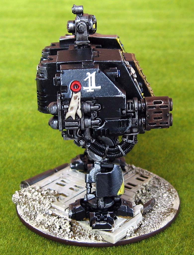 The Owl Bear's Lair: 40K old and new Red Sorpions dreadnoughts ...