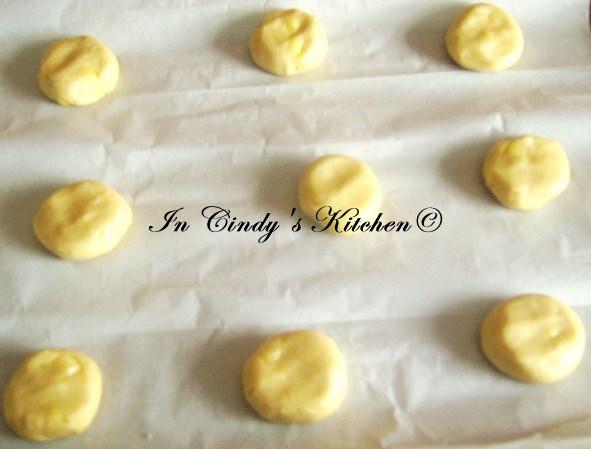 In Cindy's Kitchen: Lemon Drop Cookies with Lemon Glaze: Two Heads are ...