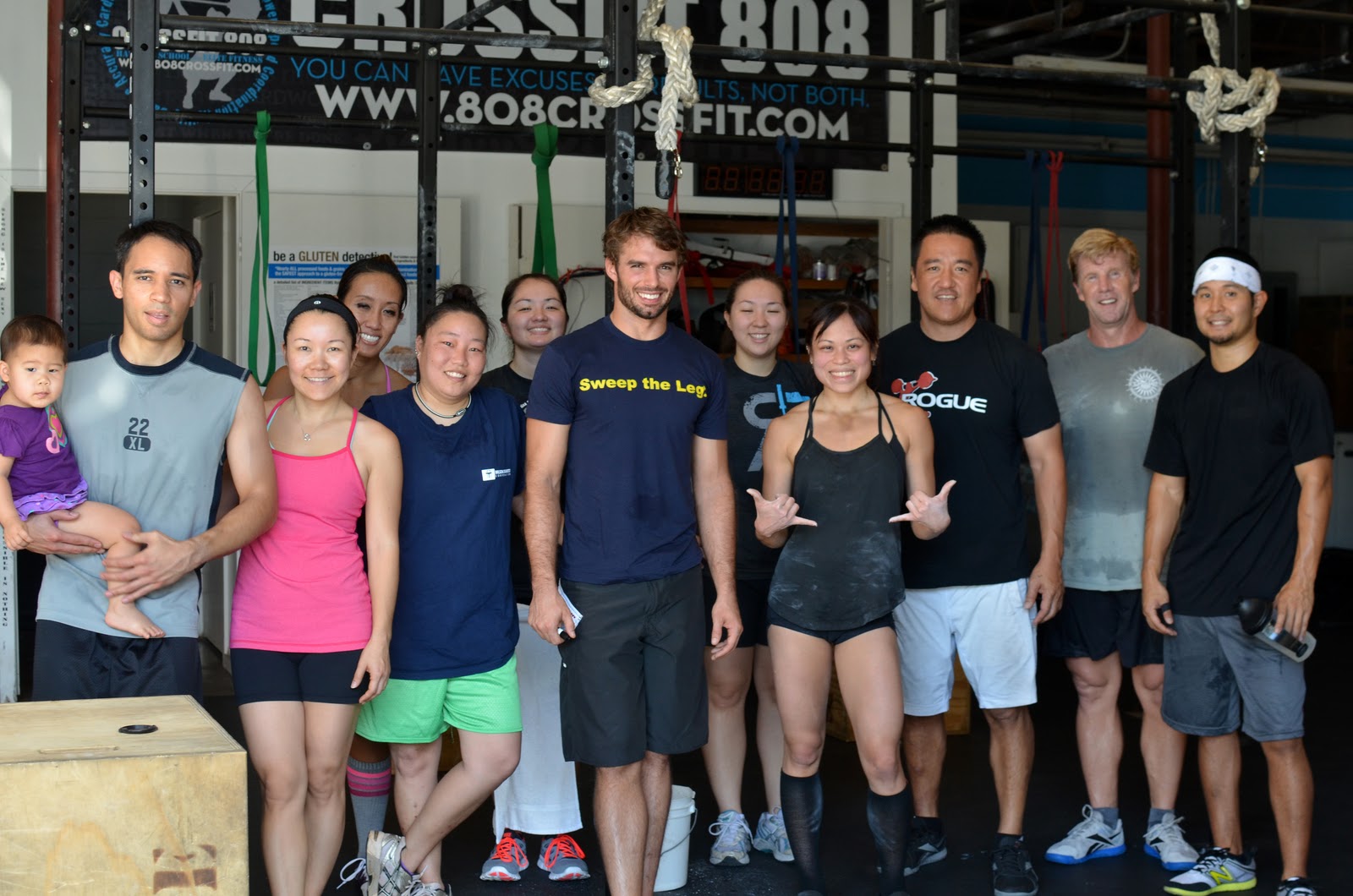 Jes' CrossFit Blog: CrossFit 808 - Holiday Edition