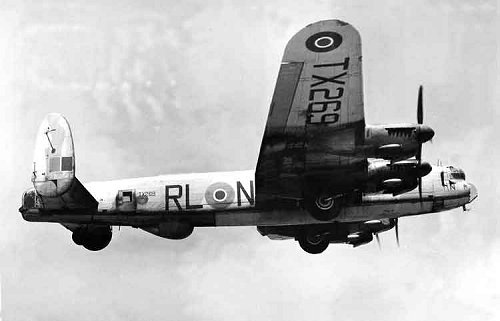 SI VIS PACEM, PARA BELLUM: Avro 683 Lancaster