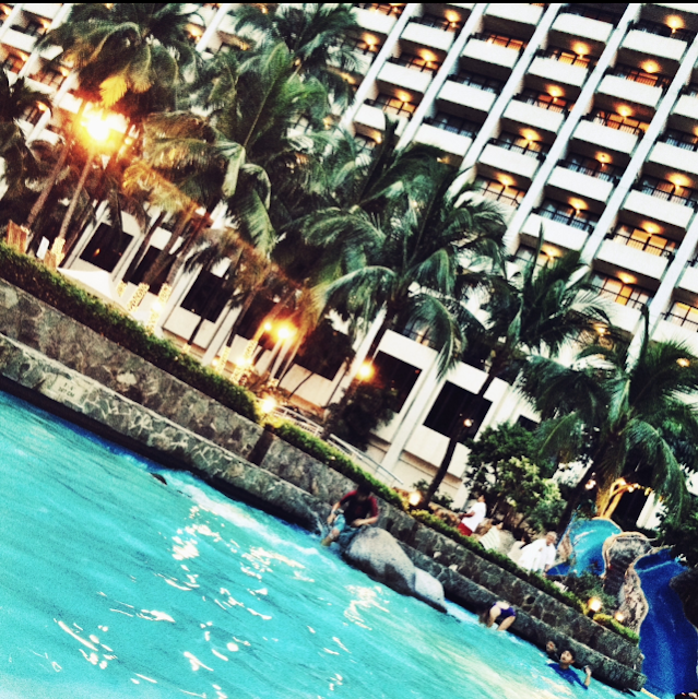 Book Lang Ng Book: Top 10 Best Staycation Places in Manila