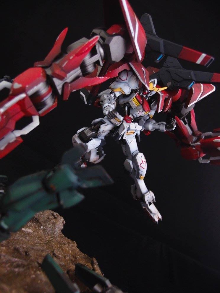 Gundam Family: HG 1/144 Gundam Barbatos + Valvrave Custom Build