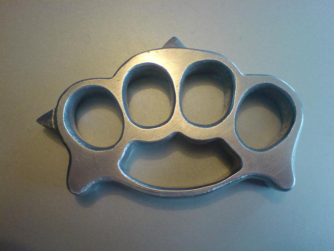 WeaponCollector's Knuckle Duster and Weapon Blog: How to make a Knuckle ...