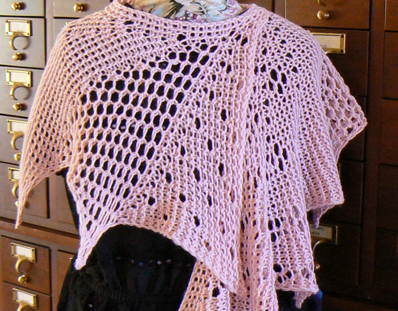 Renee Van Hoy Designs Innovative Patterns for Loom Knitters: Wingspan ...