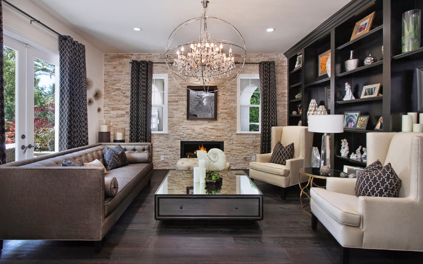 Home Interior, Design Room and Picture House : Family room Residence in ...